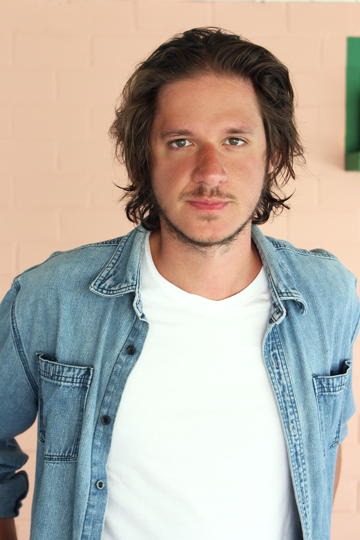 Com melodia suave, Rubel quer testar limites do pop: "estou em processo ...