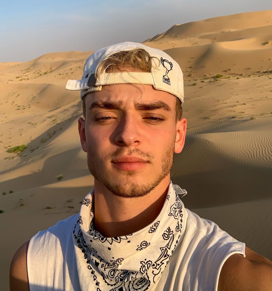 Now United: Josh Beauchamp aparece ouvindo funk do DJ GBR e fãs reagem
