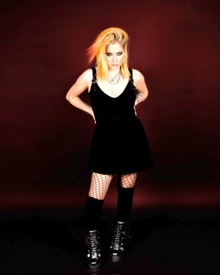 Vem feat por aí! Avril Lavigne e Gayle gravam juntas em estúdio