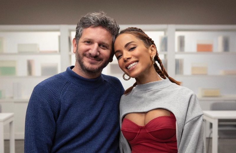 É oficial! Veja primeiras fotos de Anitta em "Elite"!