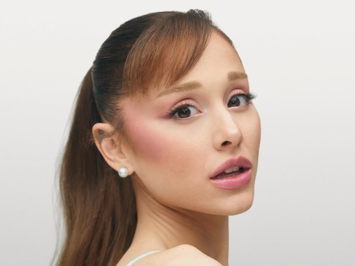 Ariana Grande deve resgatar visual antigo para "the eternal sunshine ...